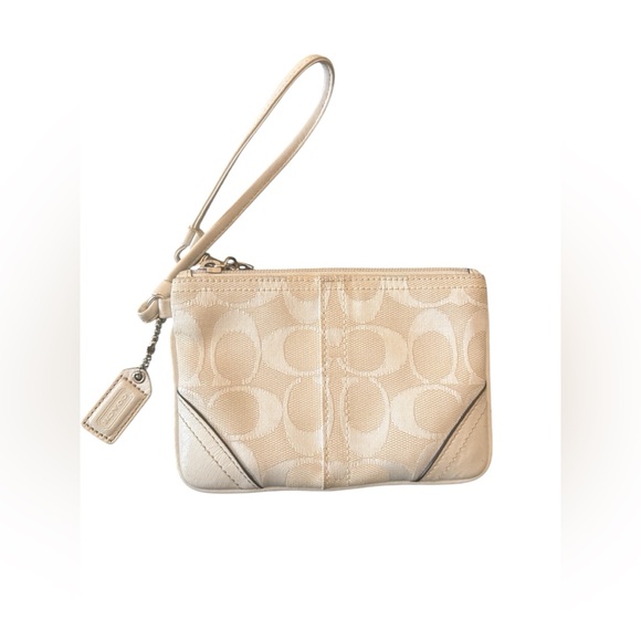 Coach | Bags | Coach Signature C Glacier White Canvas Leather Trim ...
